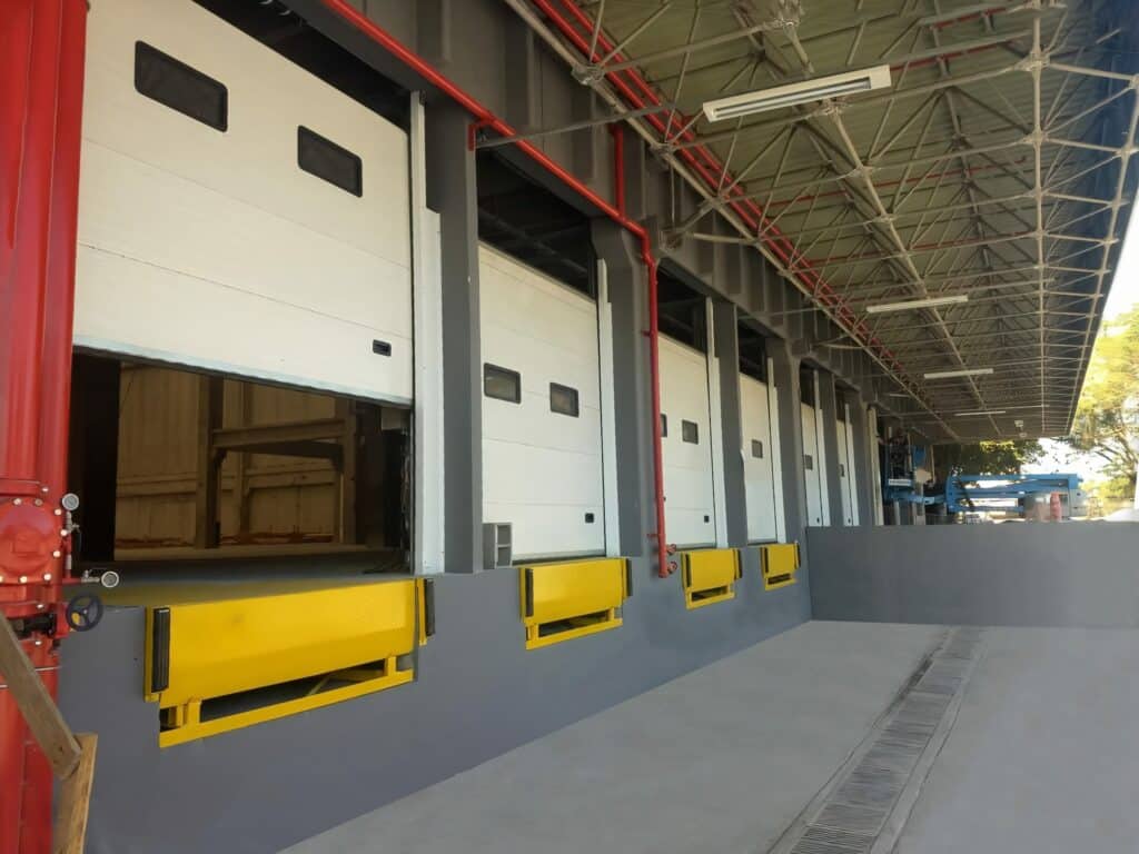 Porta de Docas - Tecnoportas